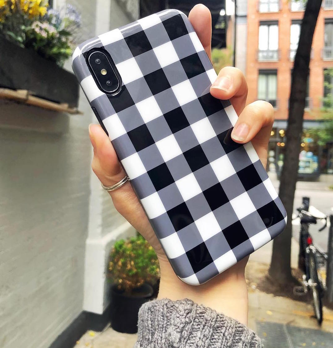10 Types of Phone Cases That Are Trending - The Daily Divine